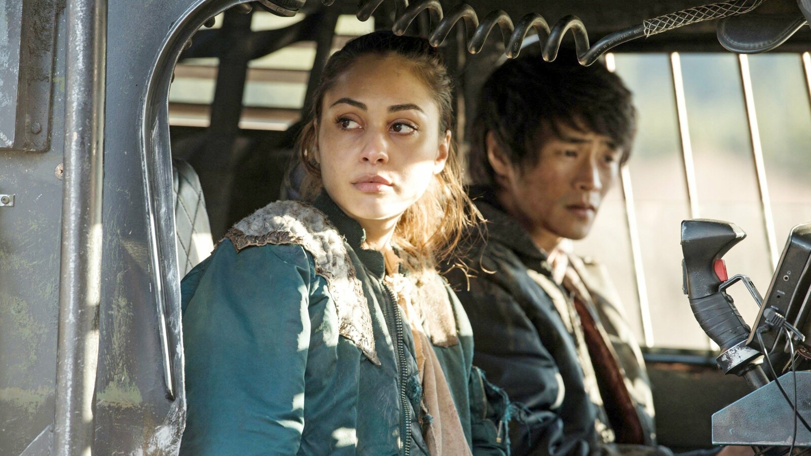 The 100: Alle Bilder der Science-Fiction-Fernsehserie | NETZWELT