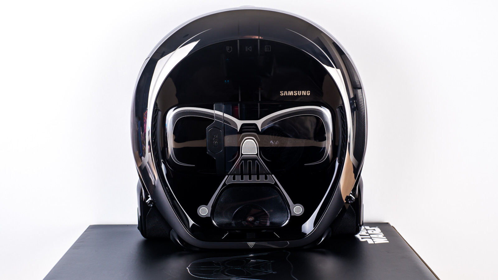 Samsung POWERbot Star Wars Limited Edition in Bildern | NETZWELT