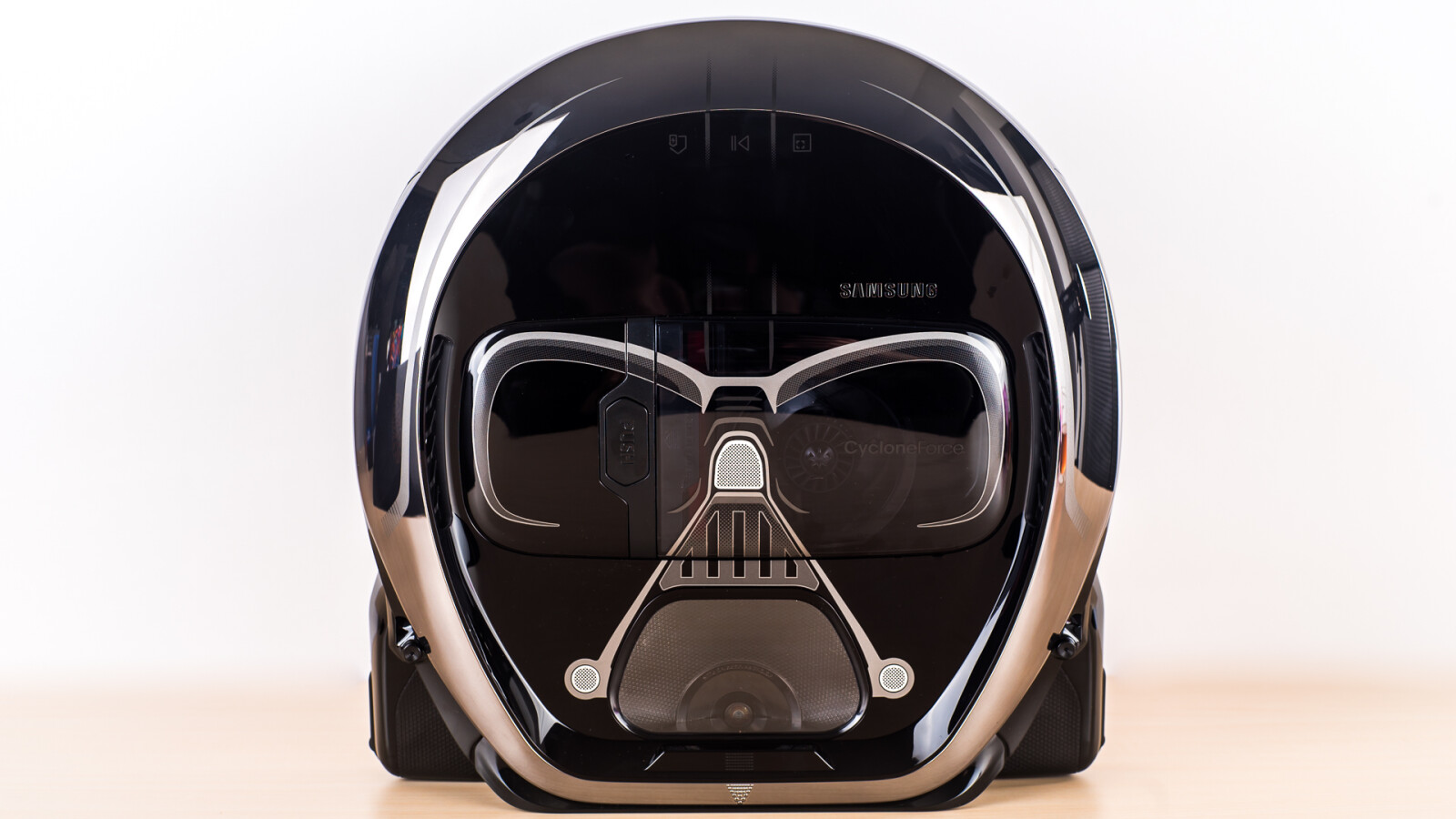 Samsung POWERbot Star Wars Limited Edition in Bildern | NETZWELT