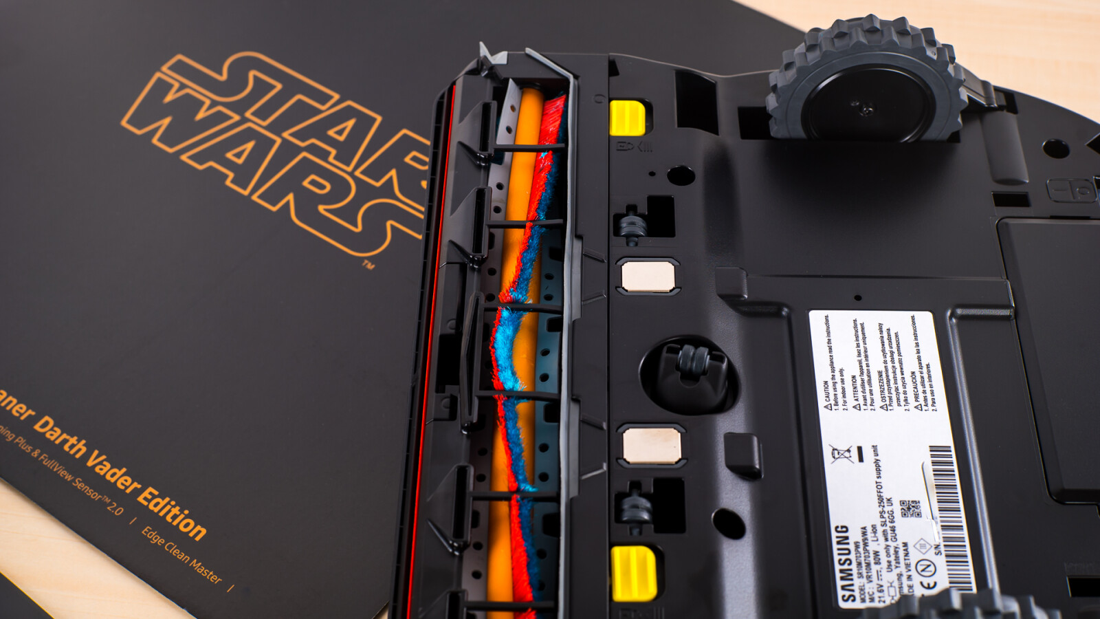 Samsung POWERbot Star Wars Limited Edition in Bildern | NETZWELT