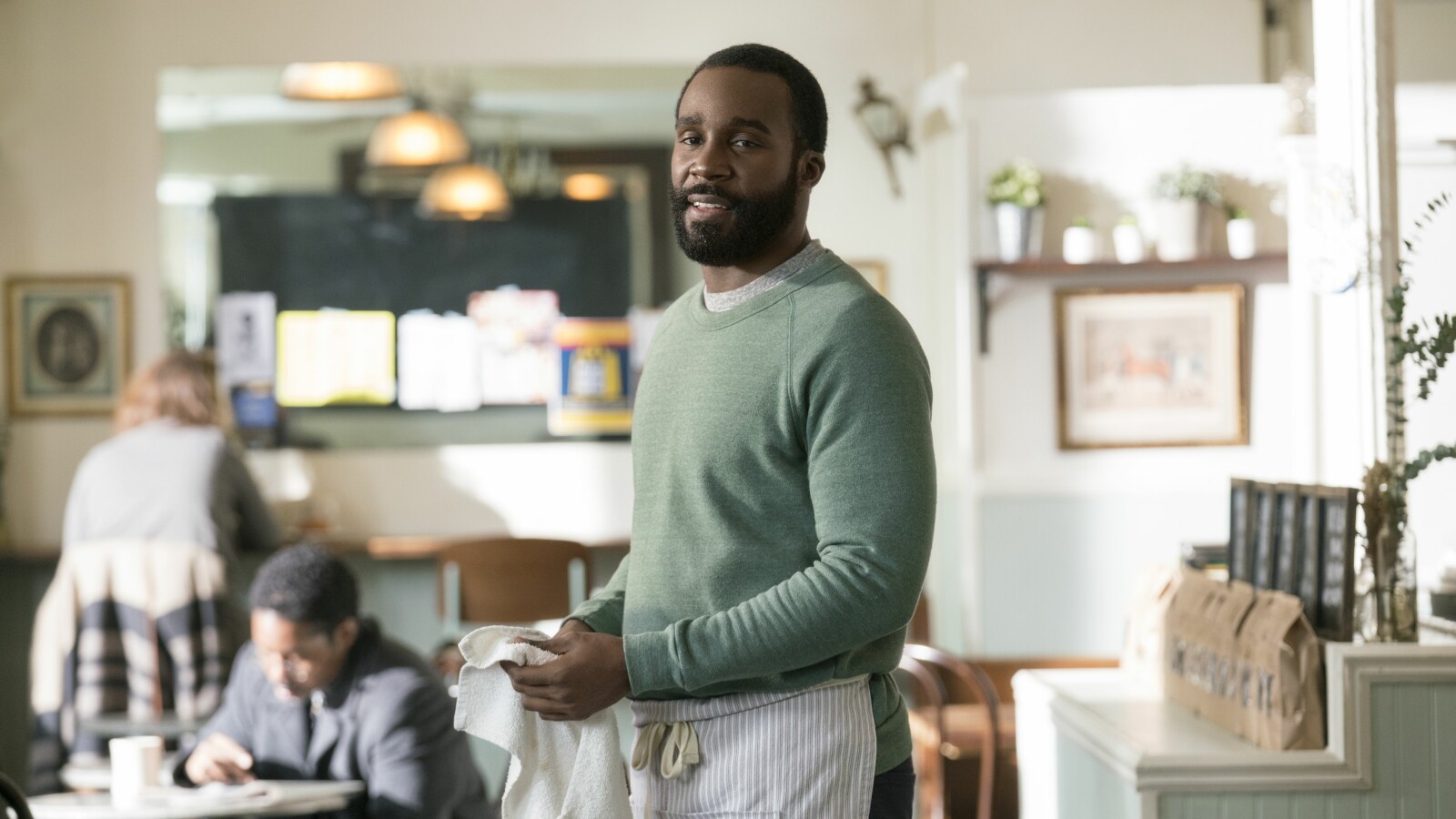 Dietland: So sieht Staffel 1 der neuen Amazon-Serie aus. | NETZWELT