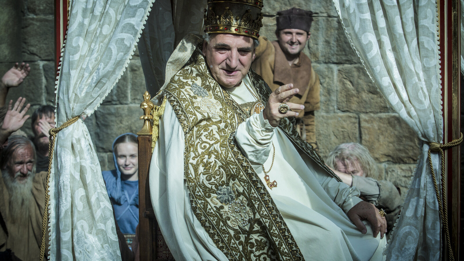 Knightfall: So sieht die erste Staffel der History-Serie aus | NETZWELT