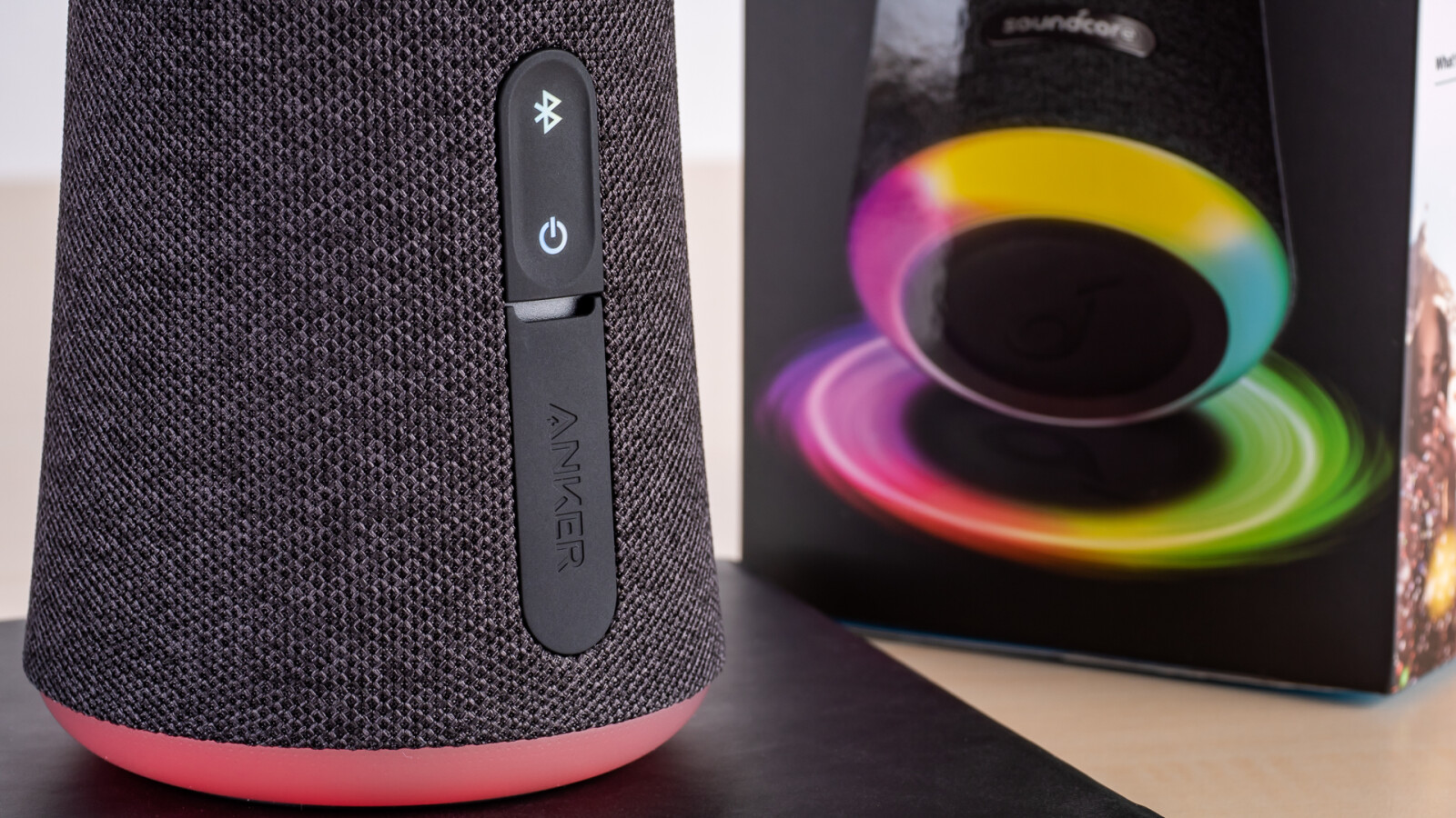 Anker Soundcore Flare+ (2019) in Bildern | NETZWELT