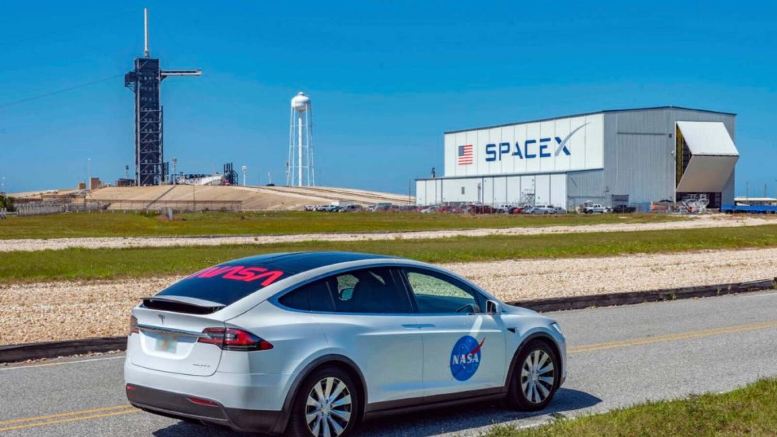 Tesla Model X für die NASA | NETZWELT
