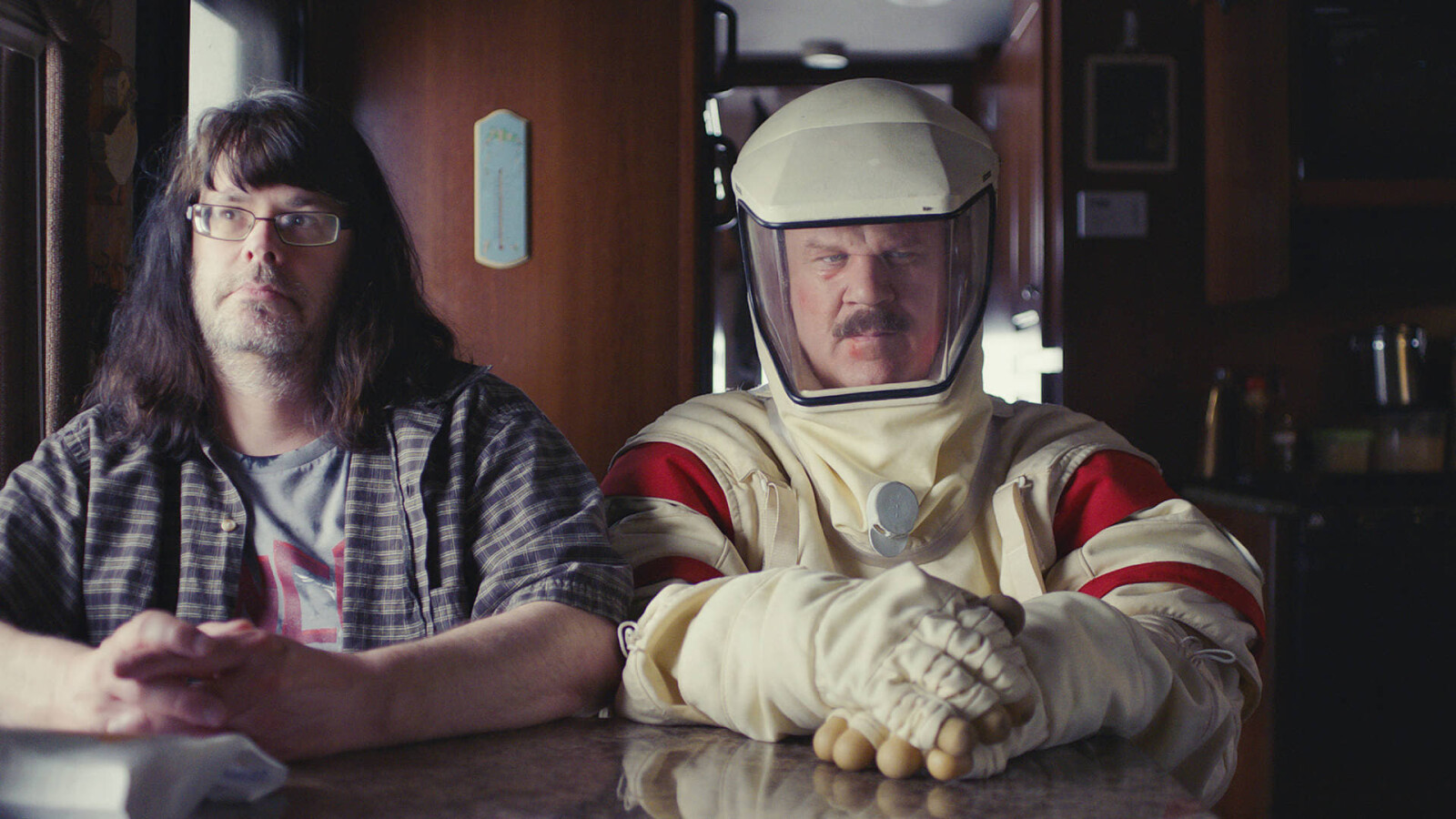 "Moonbase 8" Bildergalerie | NETZWELT