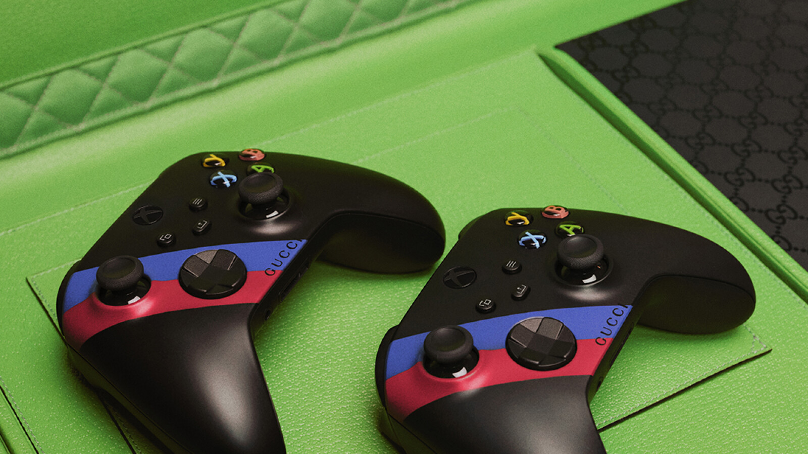 Xbox Series X und Gucci | NETZWELT