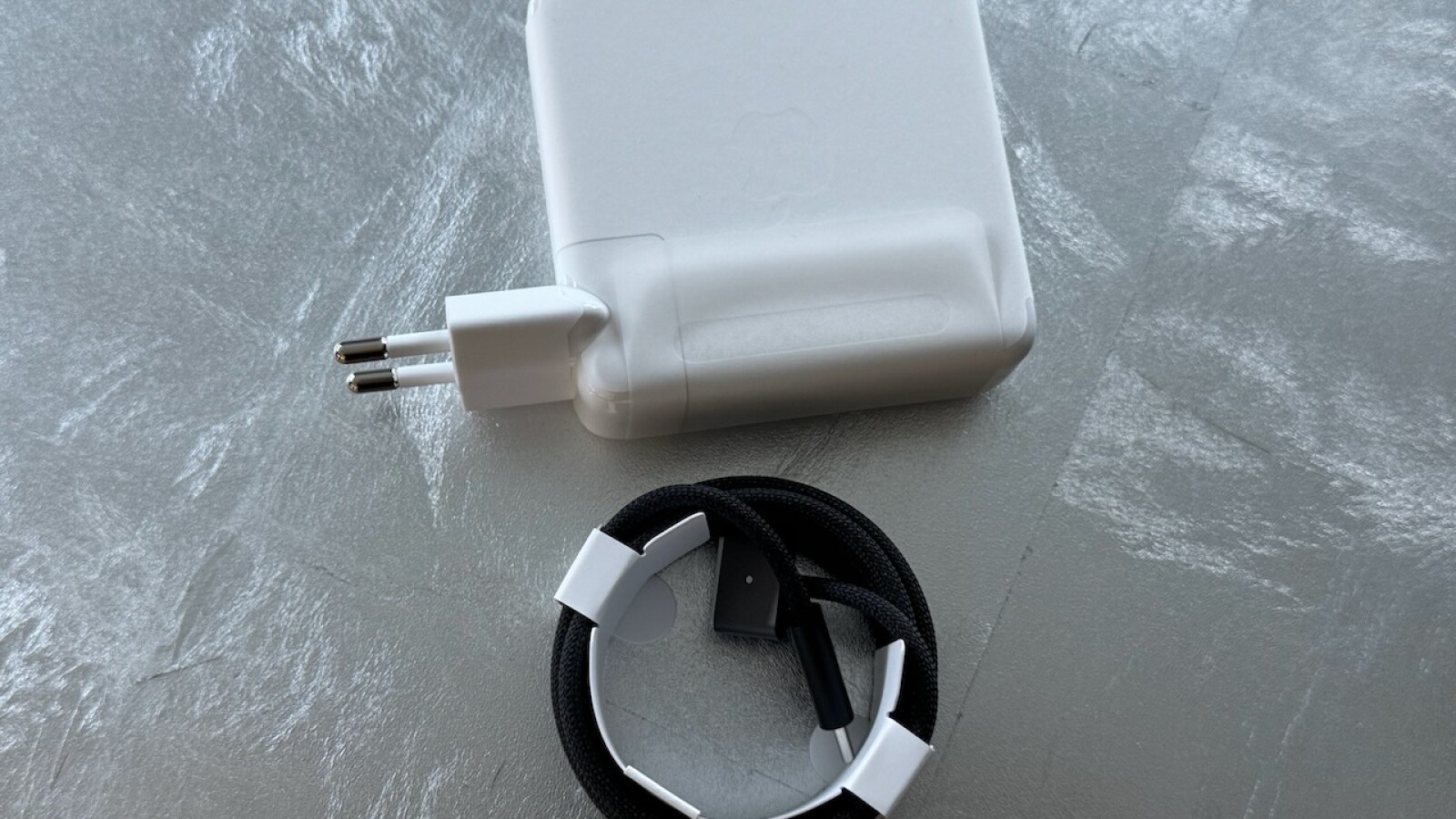 Apple MacBook Pro mit M3 - Bilder aus dem Alltag | NETZWELT