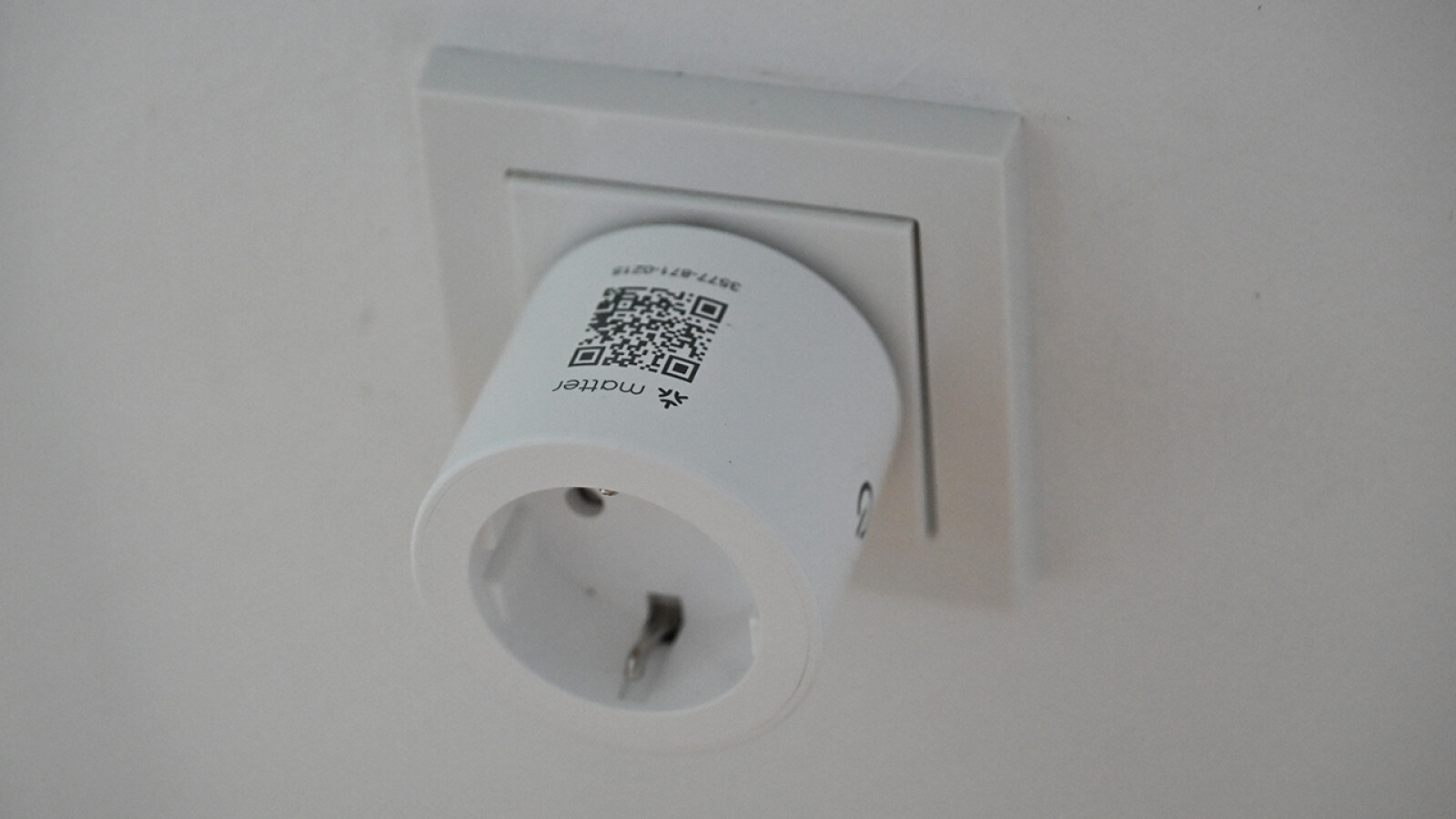 Tink Basics Smart Plug in Bildern | NETZWELT