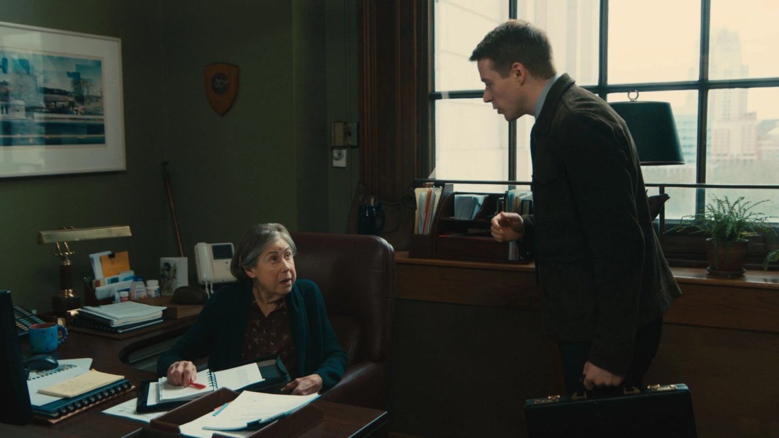 Ella McCay | NETZWELT