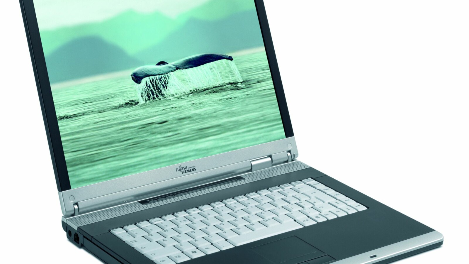 Amilo Pro V2030 | NETZWELT