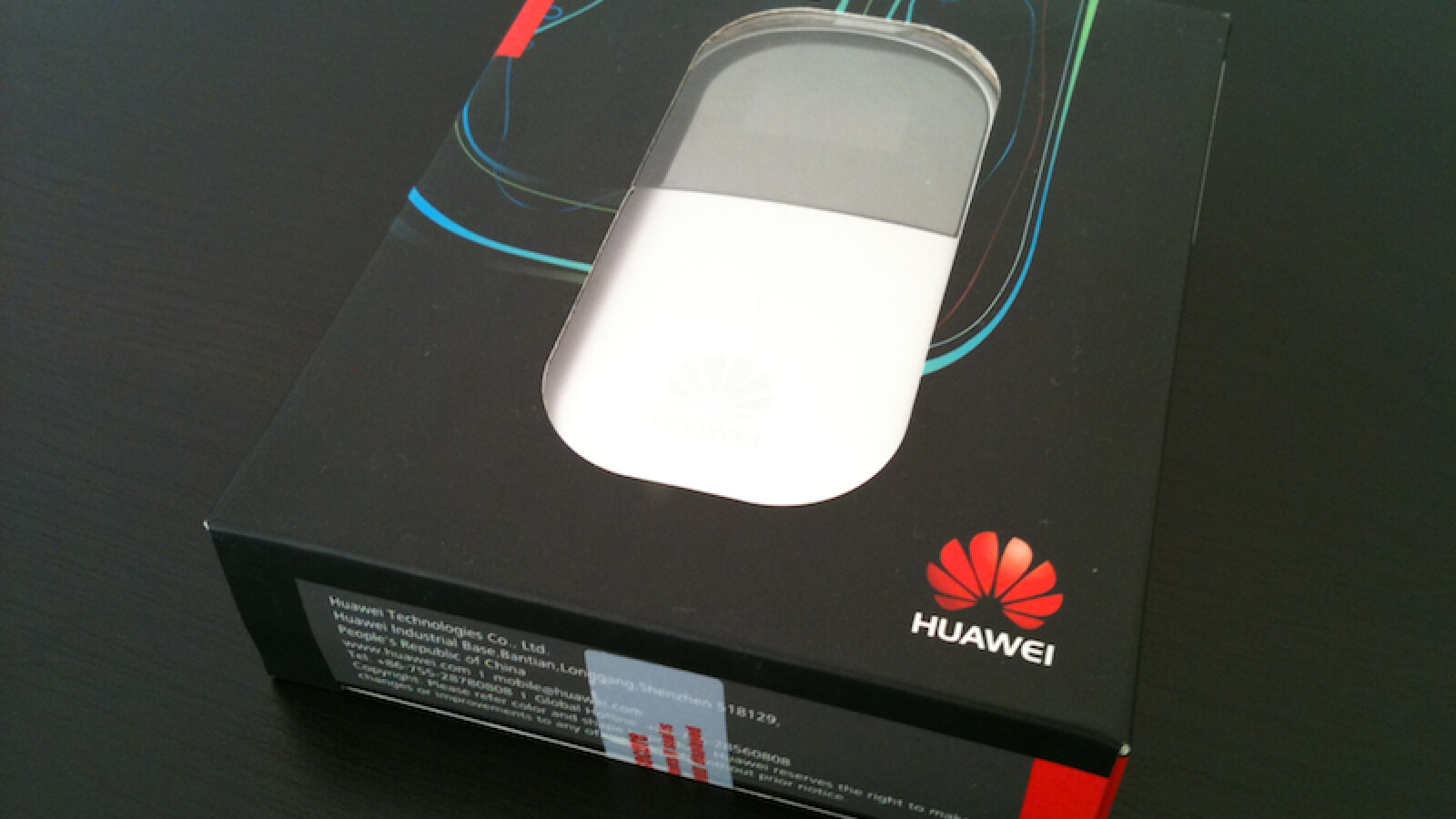 Huawei E5: Inhalt der Produkt-Box | NETZWELT