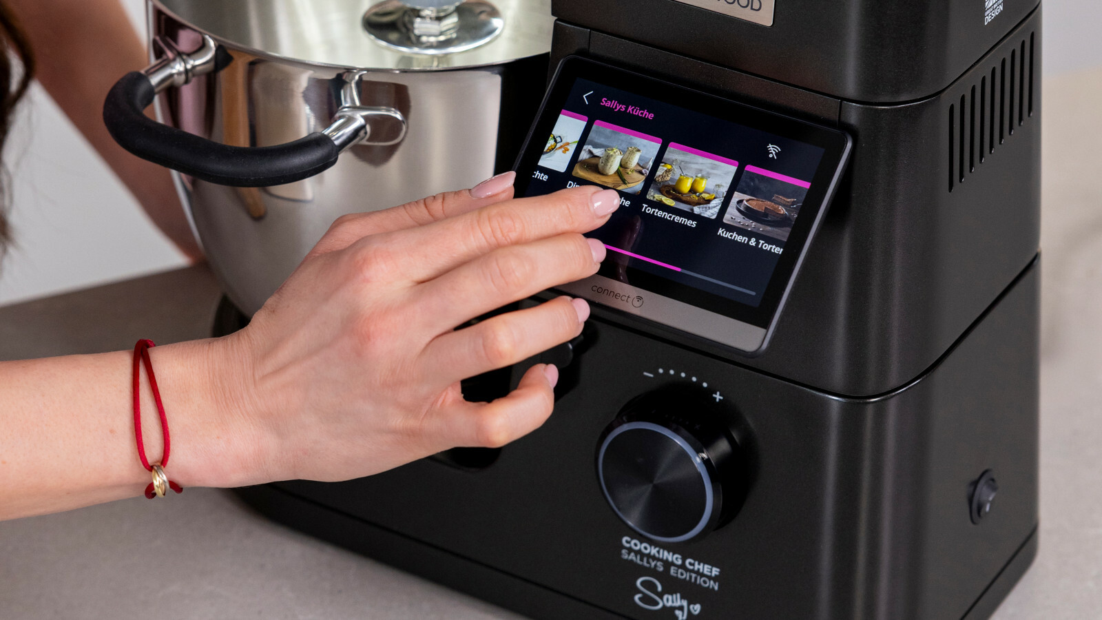 Kenwood Cooking Chef Sallys Edition: Bilder zur Küchenmaschine | NETZWELT