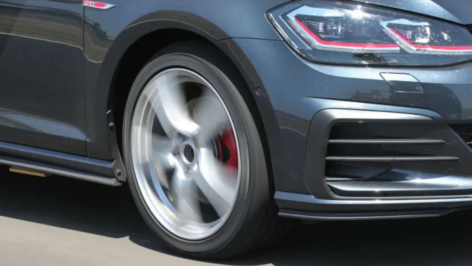 ADAC Tyre Test 2025: Winners & Best Brands Revealed - www.world-today ...