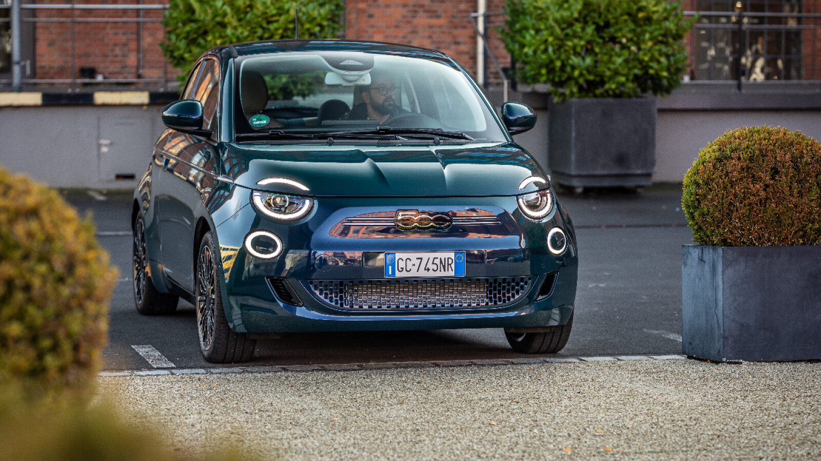 Endlich ein stylisches E-Auto für die Stadt: Fiat 500 Elektro für nur ...