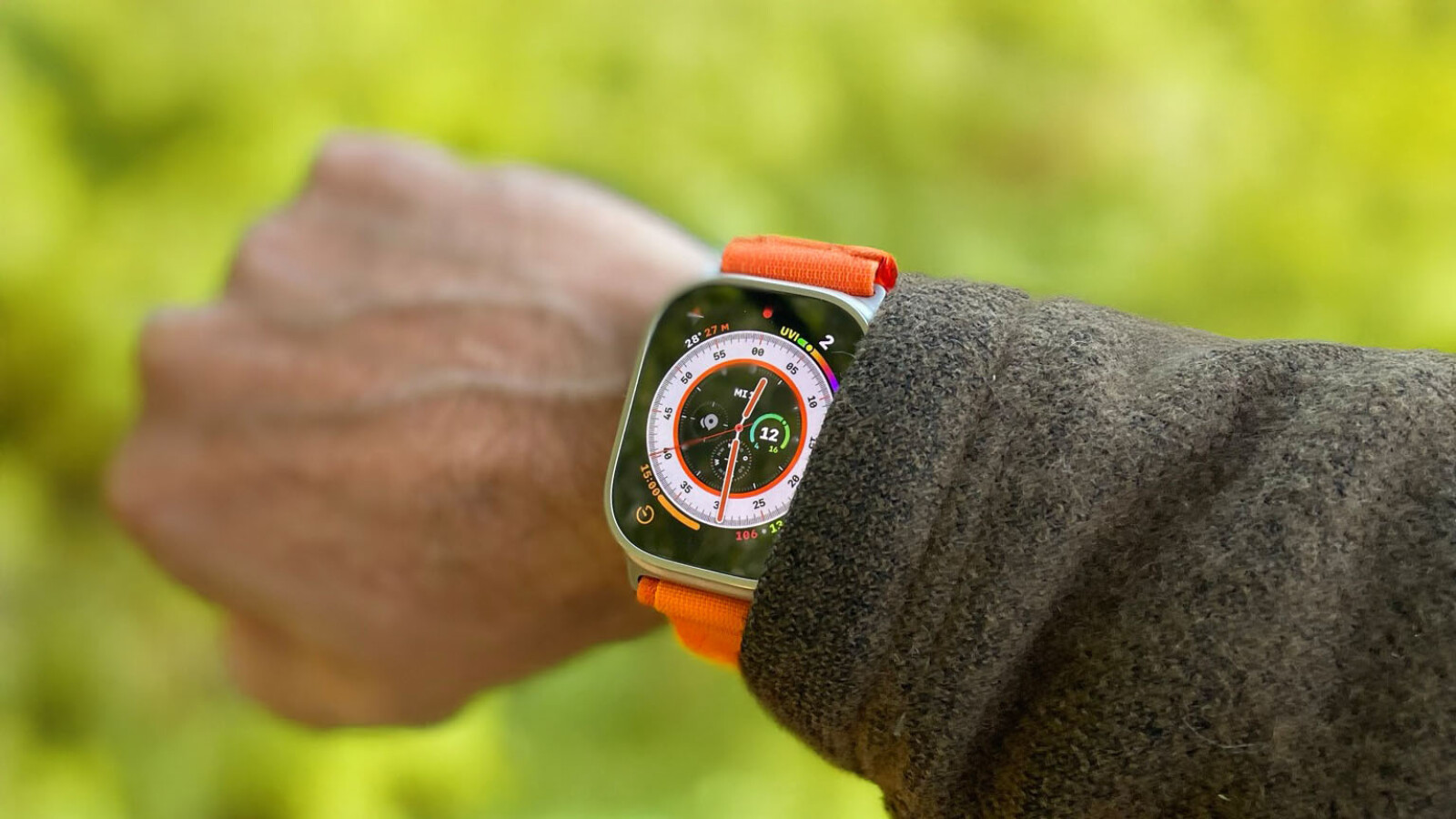 Apple Watch Ultra 2 im Test: High-End-Smartwatch mit Notfallsirene ...