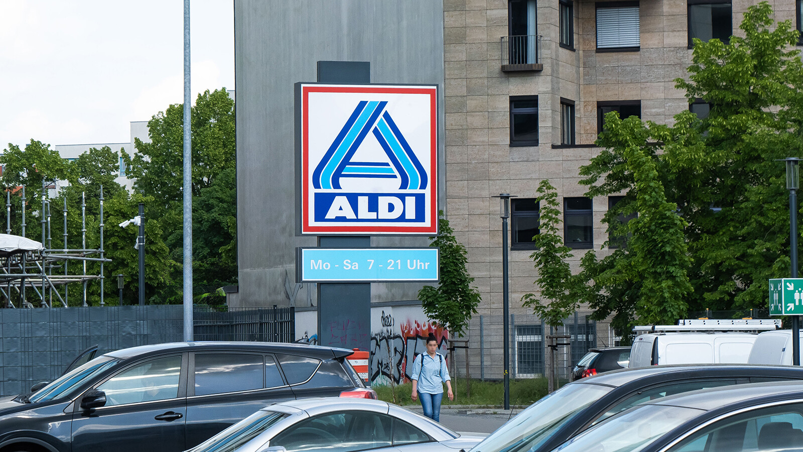 Plötzliche Aldi-Ankündigung: Diese Kunden müssen jetzt schnell ...