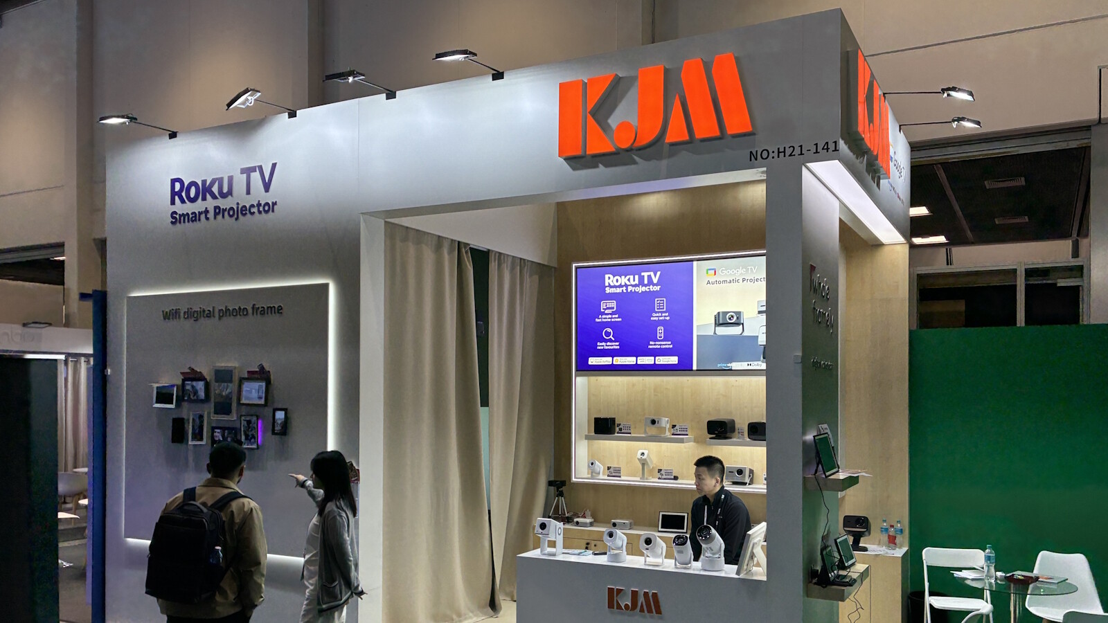 Roku TV Smart Projektor: KJM bietet vier günstige Modelle zur Auswahl ...