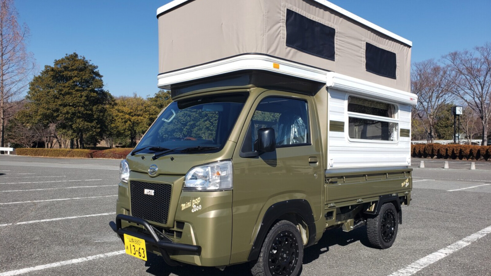 Zu heiß gebadet: Charmantes Mini-Wohnmobil ahmt große Offroad-Trucks ...