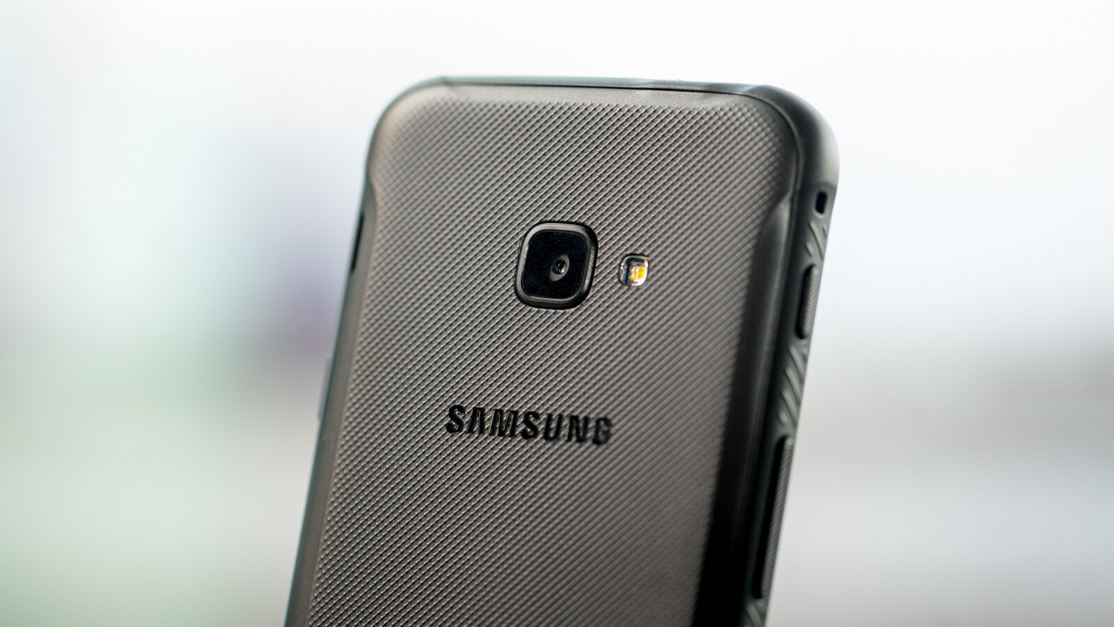 Samsung Xcover 4 in Bildern | NETZWELT
