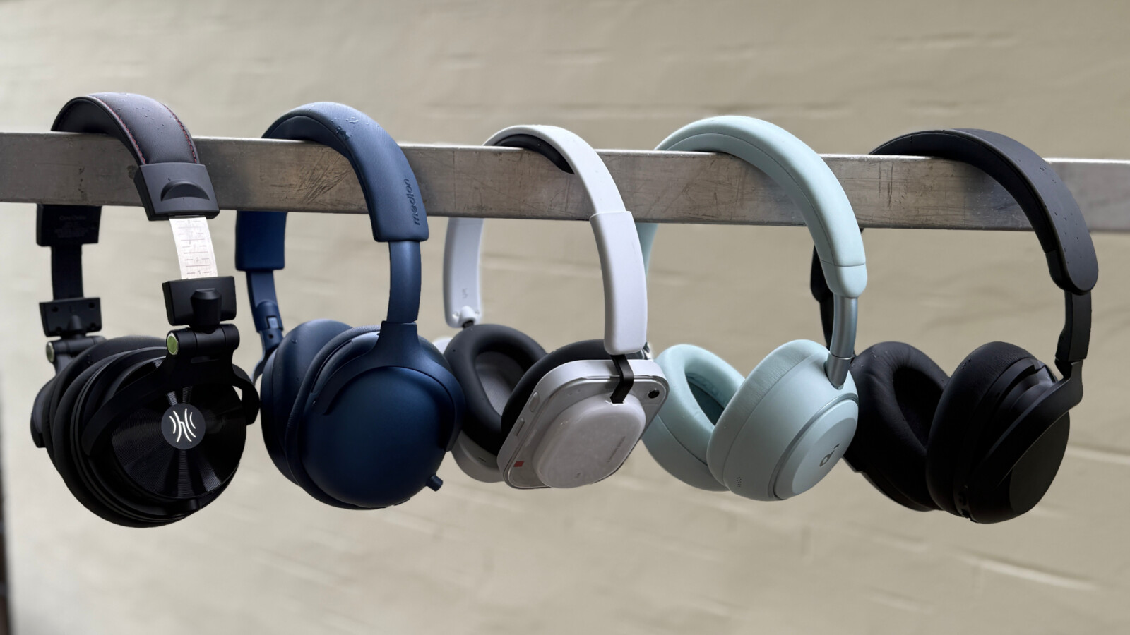 Over-Ear-Kopfhörer Test 2026: Wer braucht schon Apple? Das sind die ...