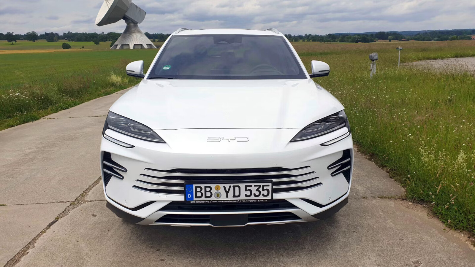 Für 265 Euro im Monat: Dieser Hybrid-SUV fährt 125 km elektrisch, hat 218 PS und ist top ...