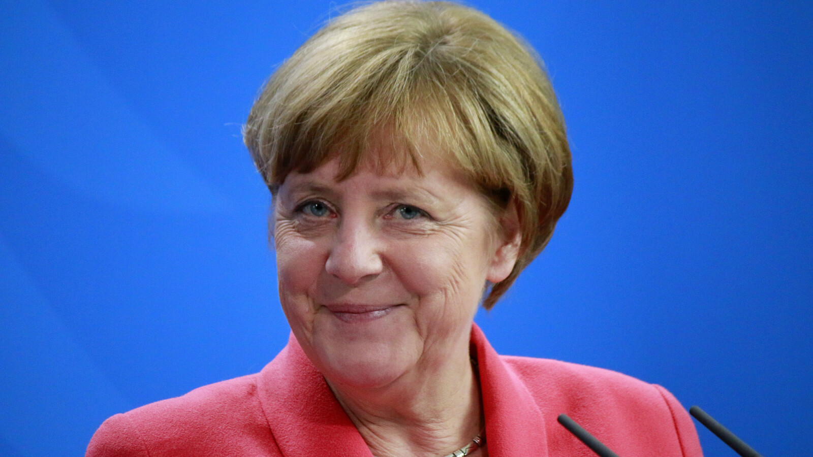 Merkel-Biografie für 0 Euro: Amazon verschenkt Kanzlerin-Memoiren ...