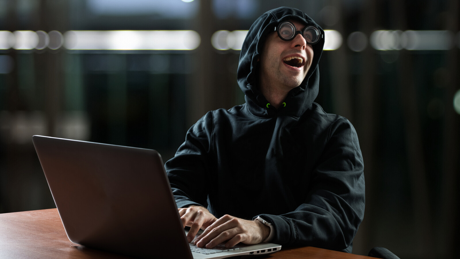 Was bedeutet "defacen"? | NETZWELT