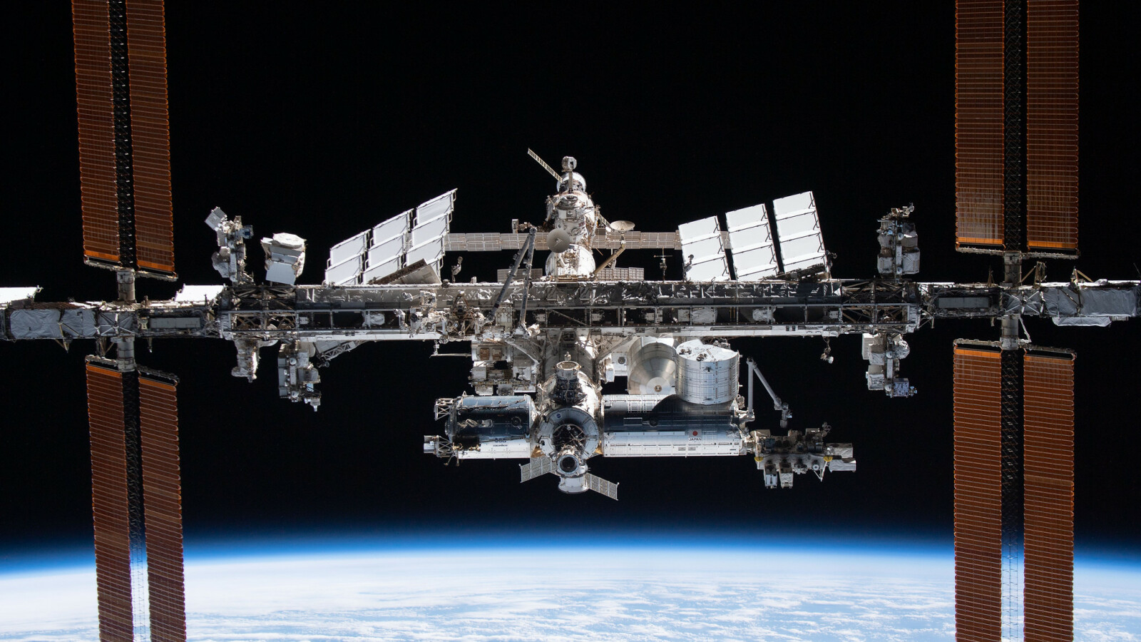 ISS: Mit dieser App verfolgt ihr die Raumstation und könnt sie sogar ...