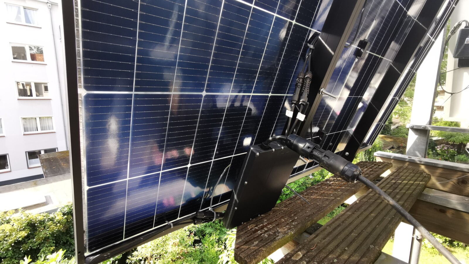 Solarstrom zum Einstiegspreis: GreenAkku bringt Balkonkraftwerk mit ...