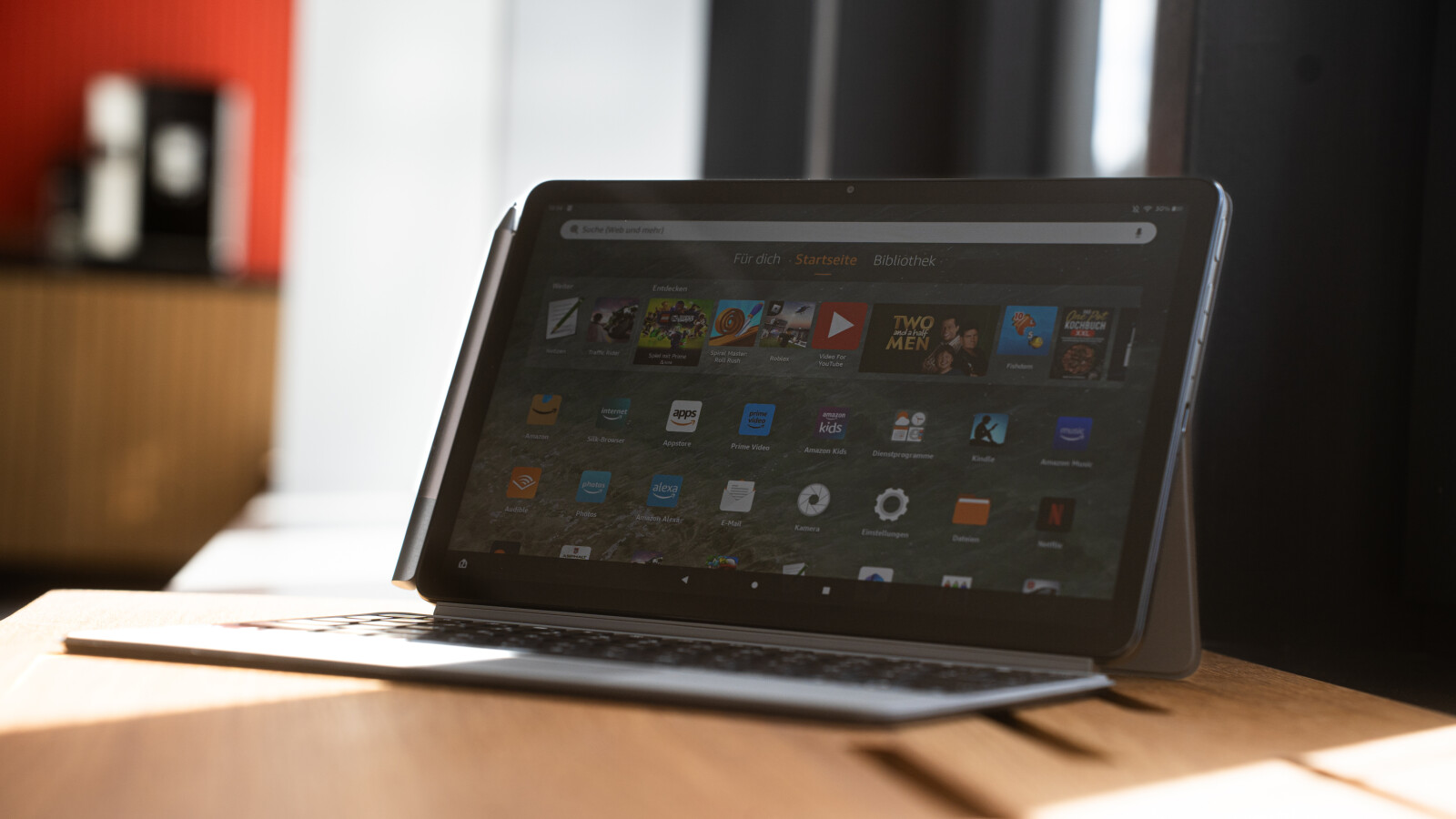 Amazon Fire Max 11 im Test: Mit Stift und Tastatur gegen Lenovo und ...