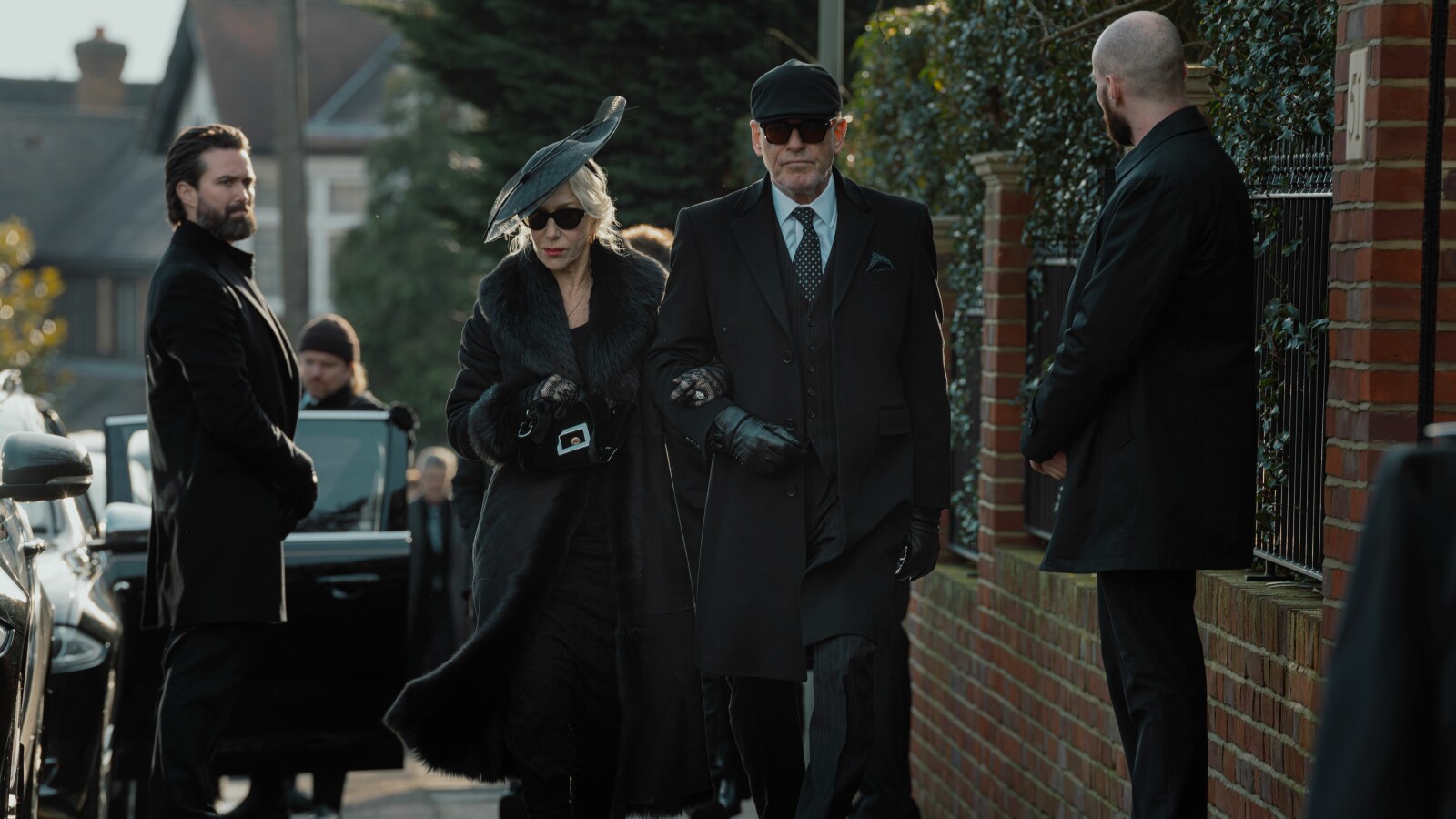 "Mobland"-Staffelfinale ist messerscharf: Mit diesem Finale hat keiner gerechnet - Wie wird es ...