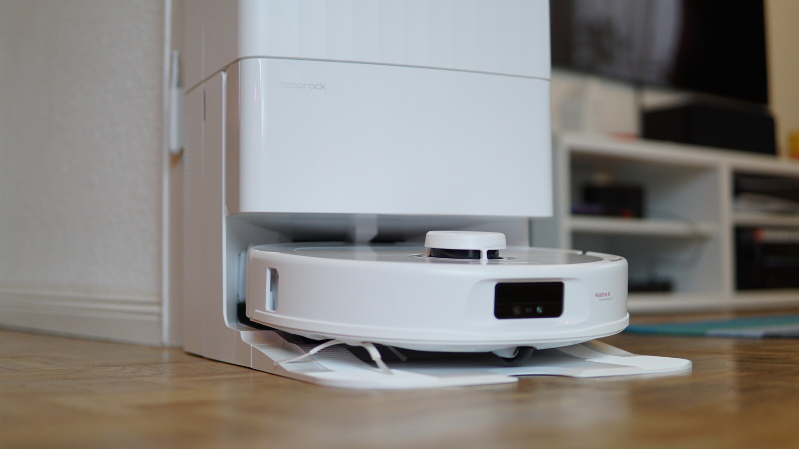 Roborock Qrevo MaxV Saugroboter im Test: Starkes Multitalent mit voller ...