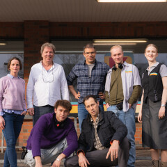 "Intimate.": Neue Serie der "Discounter"-Macher startet bei Joyn und ...