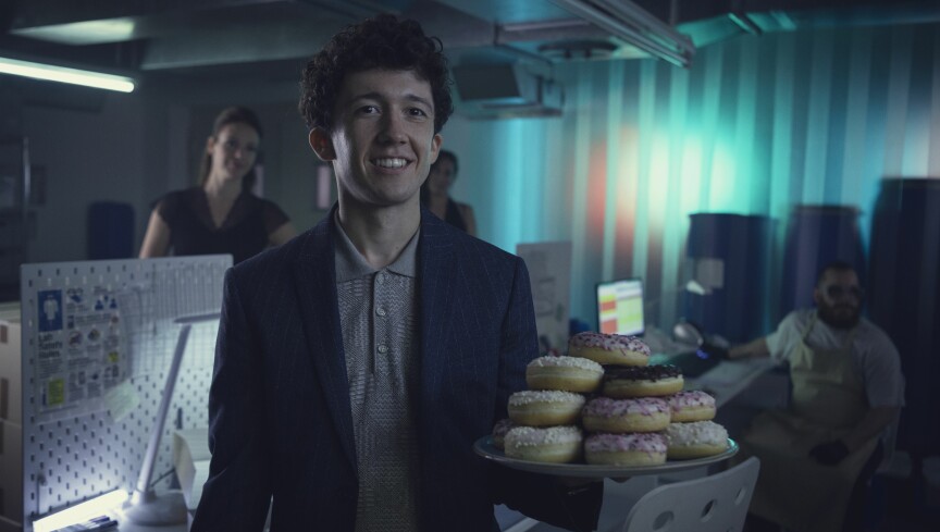 How to Sell Drugs Online (Fast) | Staffeln und Episodenguide | NETZWELT