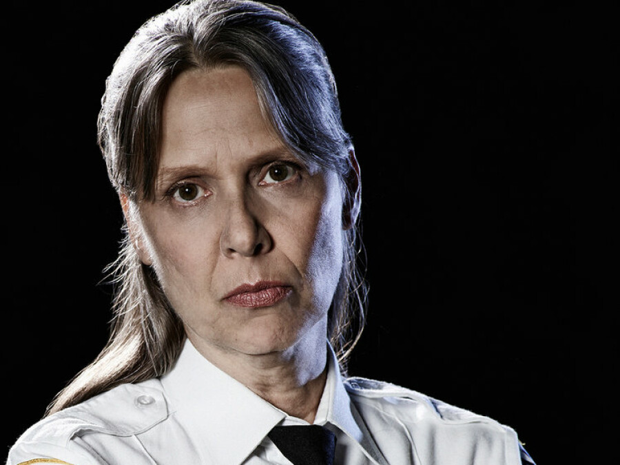 Chicago P.D.: Das ist Desk Sergeant Trudy Platt | NETZWELT