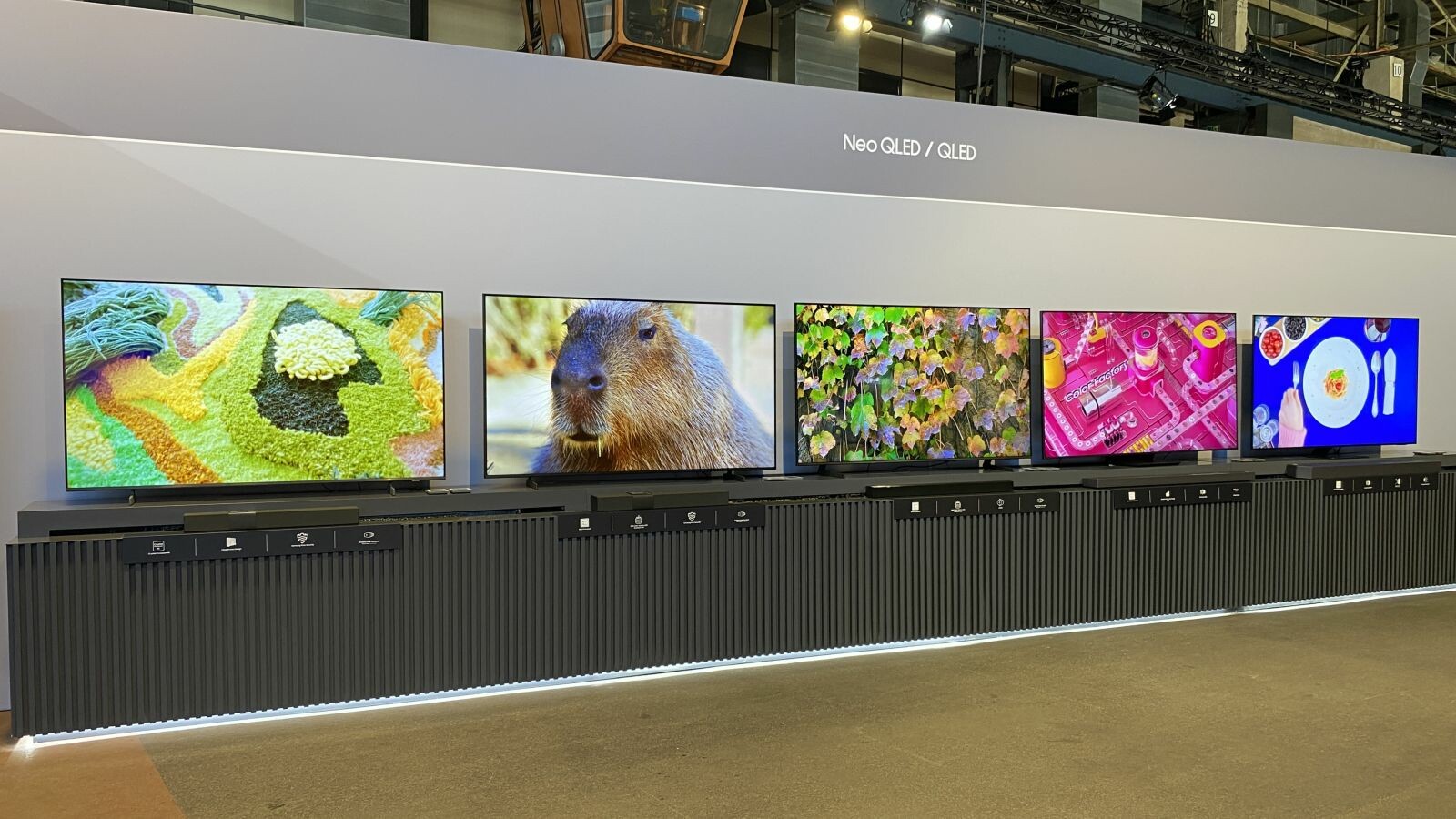 Verwunderlich Fernseher Im Real Ebenbildnull
