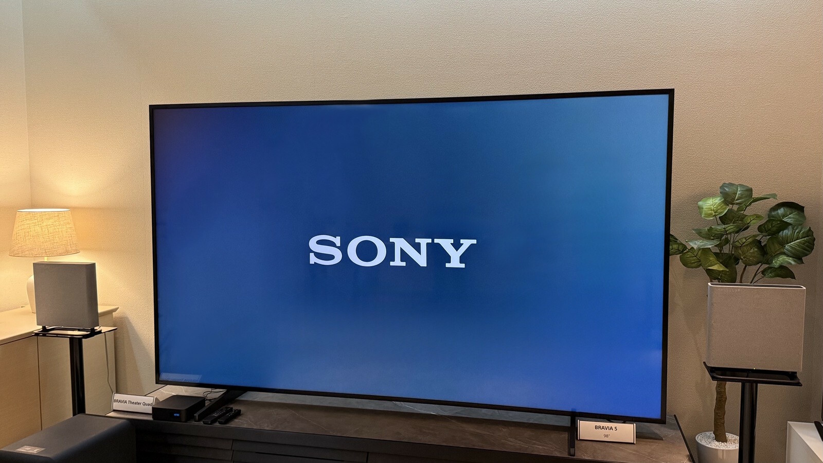 Sony Fernseher 2025: Alle Bravia Modelle mit Besonderheiten, Bildschirmgrößen und Preisen im ...