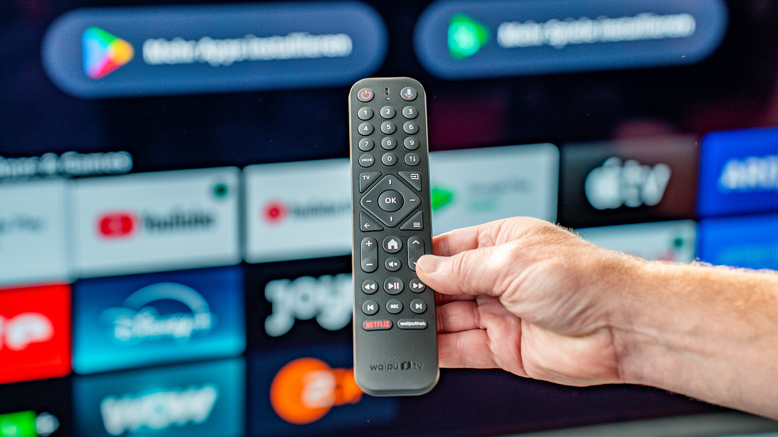 Waipu.TV Stick (G2) im Test: Schluss mit Kabel & Fire-TV | NETZWELT