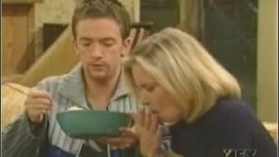 Eine schrecklich nette Familie | Staffeln und Episodenguide | Alle Infos zur Kult-Sitcom | NETZWELT